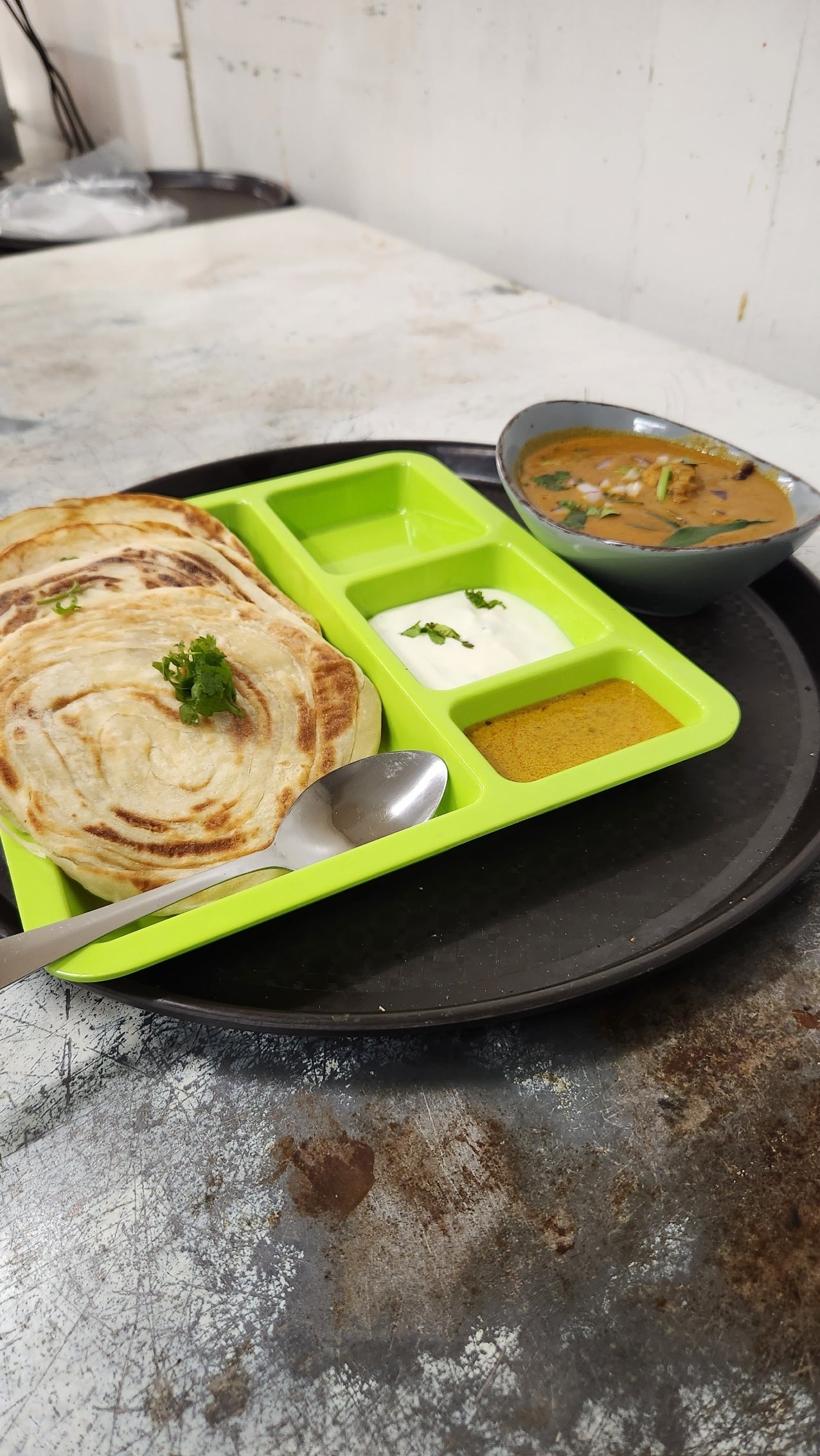 10L. Paratha Thali(4 Paratha's +1 Veg or Non Veg Curry 440 Ml) | Spice ...